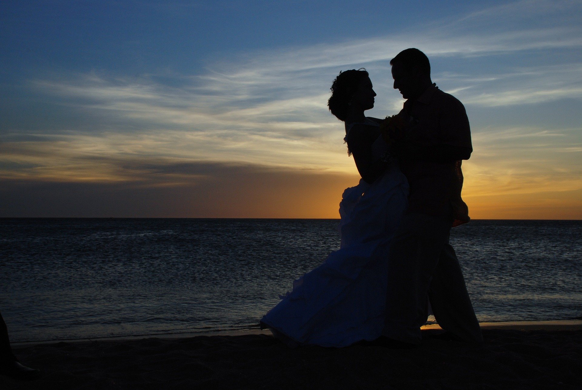 Why You Need to Hire Local Wedding Photographers for Your Destination ...